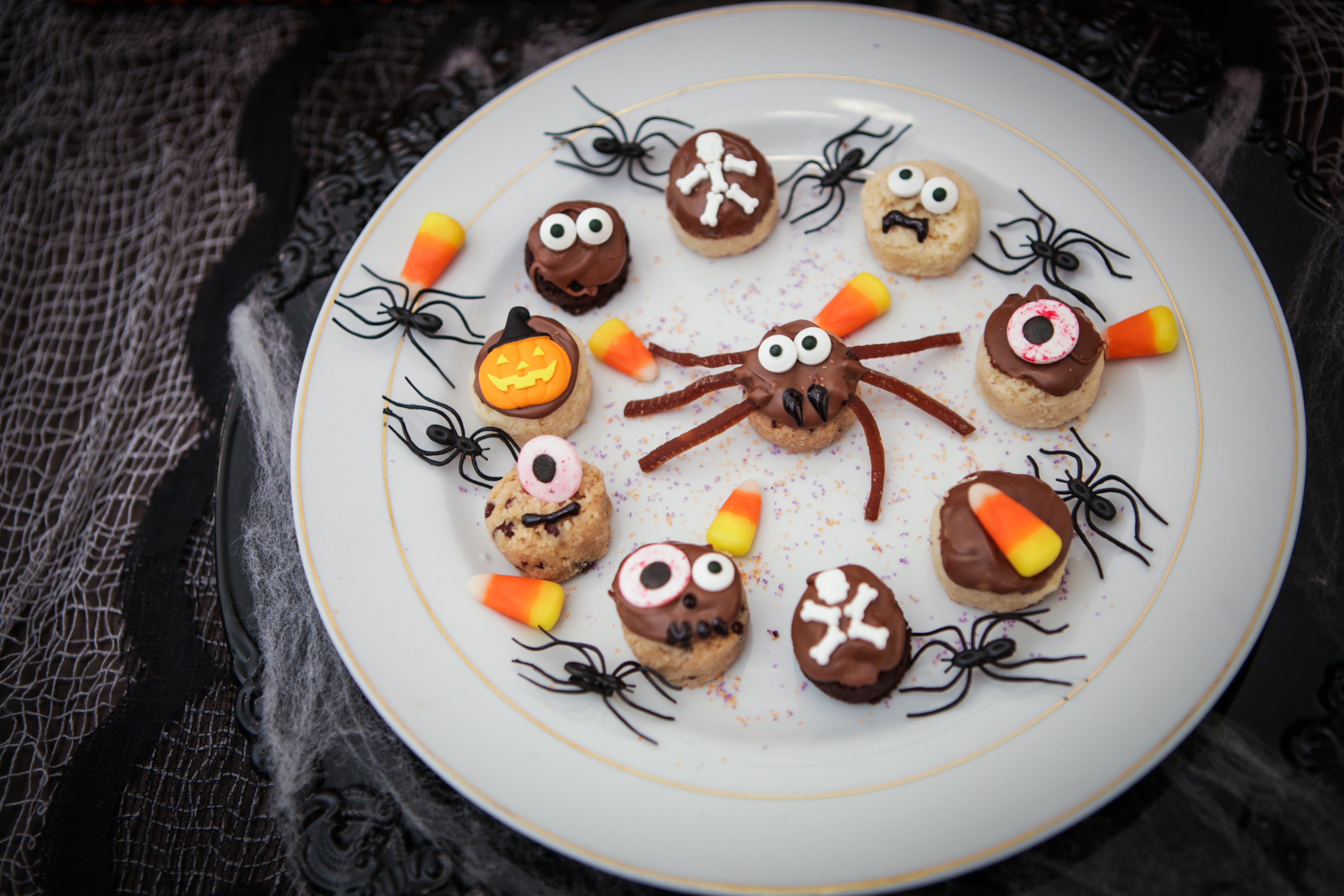 Spooky Spider Bites Recipe - Hail Merry – Hail Merry Snacks